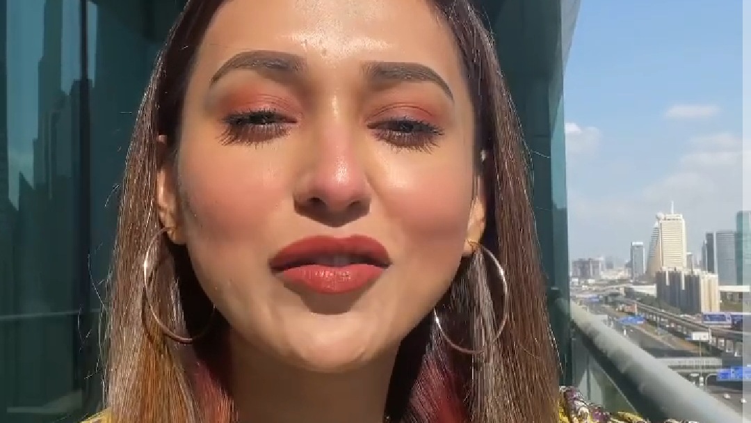 Bengali beauty Mimi Chakraborty has a special message for fans on new ...