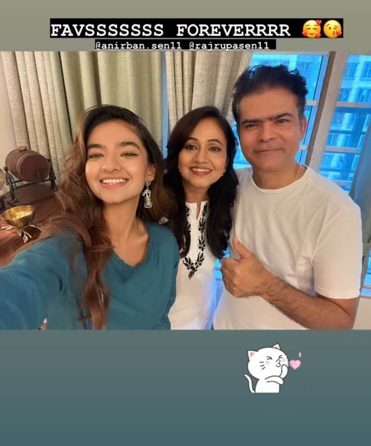 Anushka Sen drops adorable family snap, (see celebration moment)