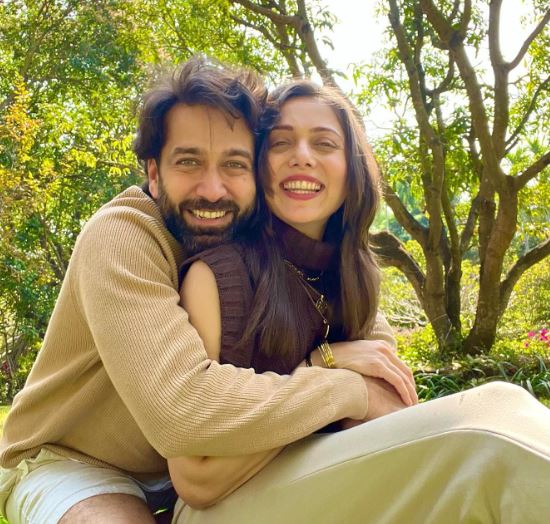 Power Couple Nakuul Mehta And Jankee Make For A Romantic Pair; Check Pics